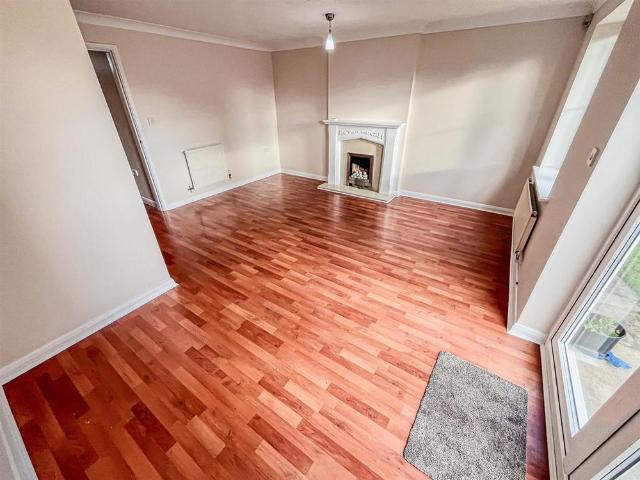 3 bedroom townhouse to rent