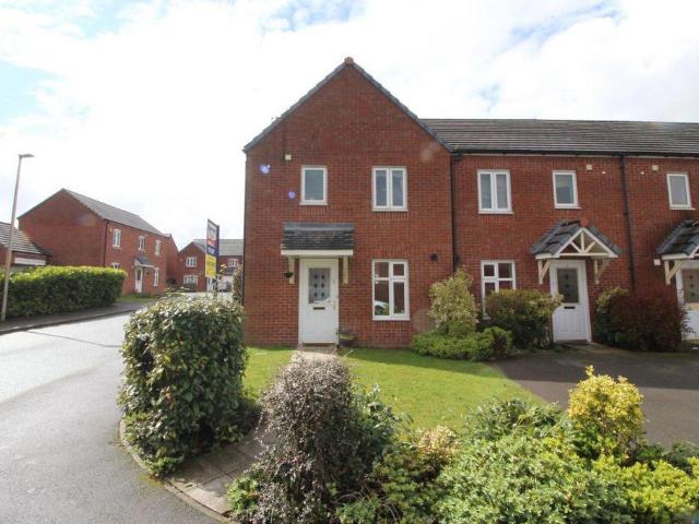 3 bedroom townhouse to rent