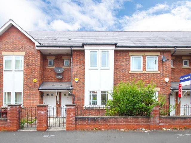 3 bedroom townhouse to rent