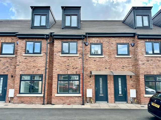 3 bedroom townhouse to rent