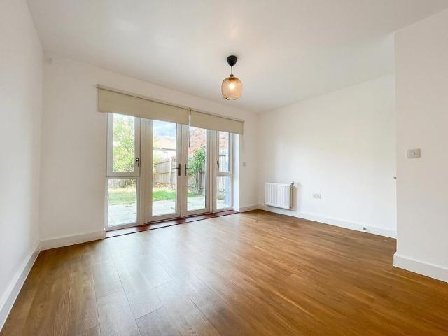 3 bedroom townhouse to rent