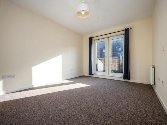 3 bedroom townhouse to rent Albion Place, Campbell Park, Milton Keynes, Buckinghamshire, MK9