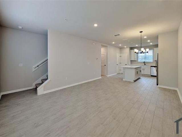 3 Bedroom Townhouse 1061 Farwell St in Jacksonville, FL 32204 | AffordableHousing. Com