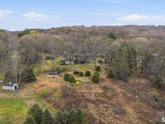 3 bedroom, Tolland CT 06084 101656889