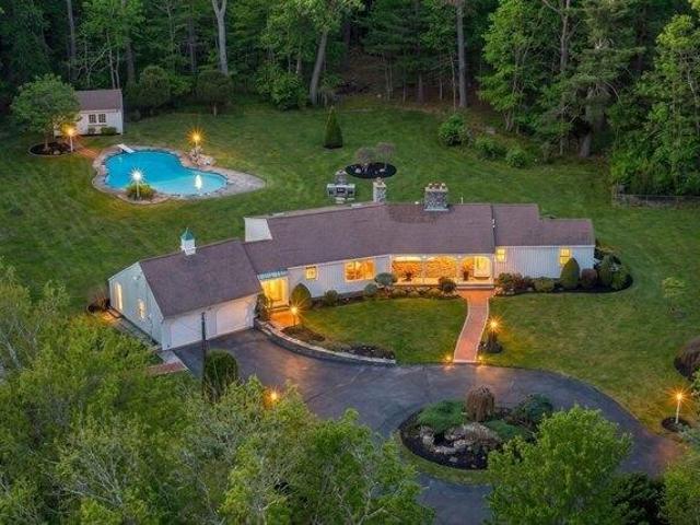 3 bedroom, Topsfield MA 01983 102634182