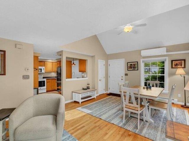 3 bedroom, Topsham ME 04086 104443219