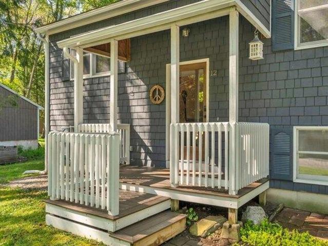 3 bedroom, Topsham ME 04086 LS102823058