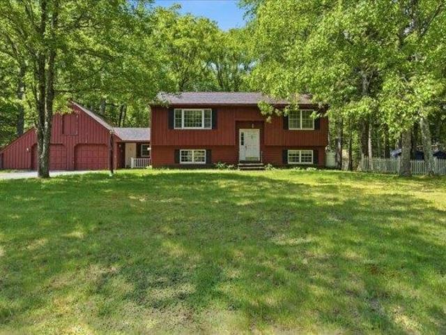 3 bedroom, Topsham ME 04086 LS103075121