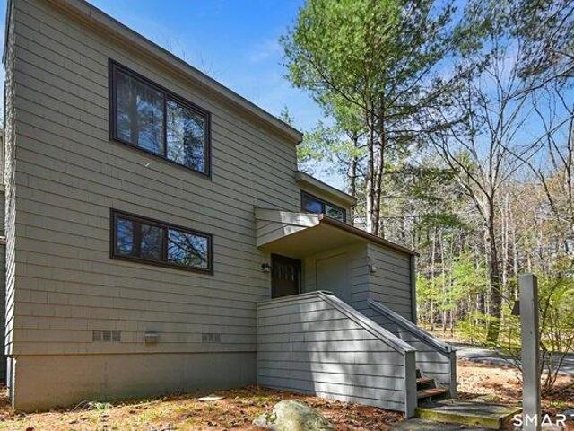 3 bedroom, Torrington CT 06790 102345829