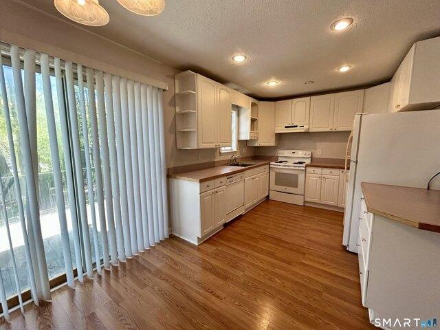 3 bedroom, Torrington CT 06790 104947122