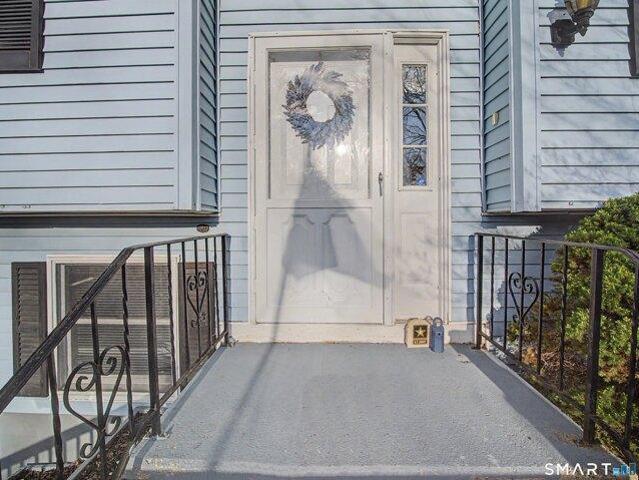 3 bedroom, Torrington CT 06790 104263622