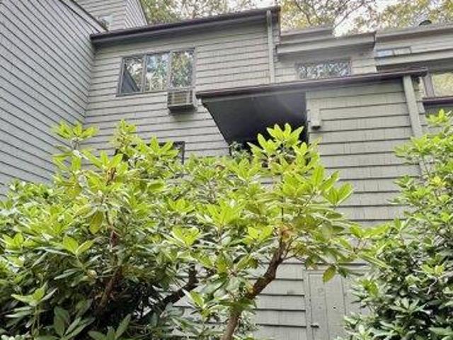 3 bedroom, Torrington CT 06790 104264600