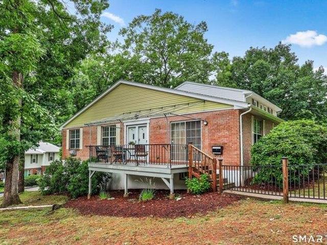 3 bedroom, Torrington CT 06790 105113213