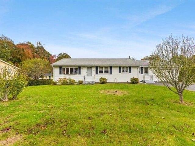 3 bedroom, Taunton MA 02780 102254957