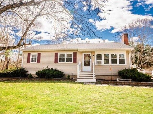 3 bedroom, Taunton MA 02780 102345370