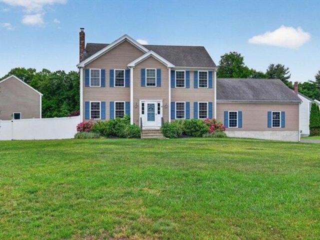 3 bedroom, Taunton MA 02780 103189101