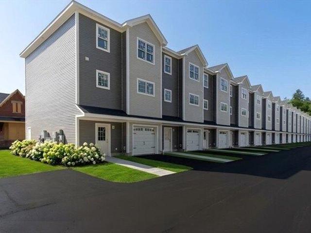 3 bedroom, Taunton MA 02780 105105315