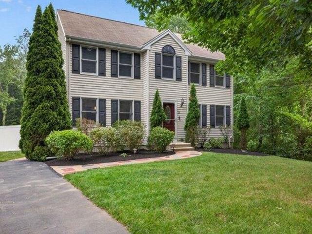 3 bedroom, Taunton MA 02780 105127397