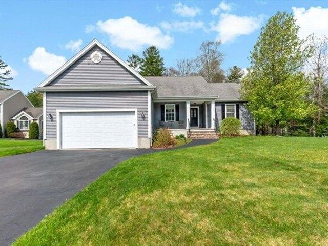 3 bedroom, Taunton MA 02780 LS102444424