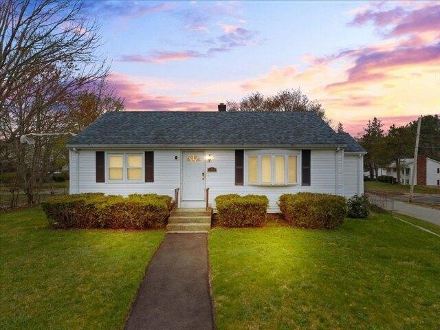 3 bedroom, Taunton MA 02780 LS102671191