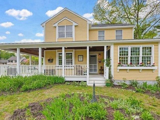 3 bedroom, Taunton MA 02718 102444803