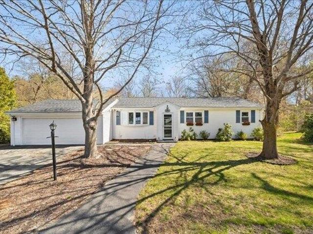 3 bedroom, Taunton MA 02718 102593217