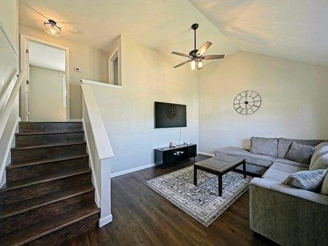 3 bedroom, Taunton MA 02718 104445188