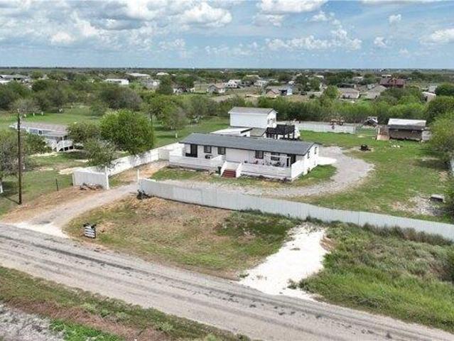 3 bedroom, Taft TX 78390 94701877