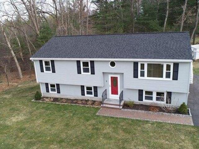 3 bedroom, Tewksbury MA 01876 102370789