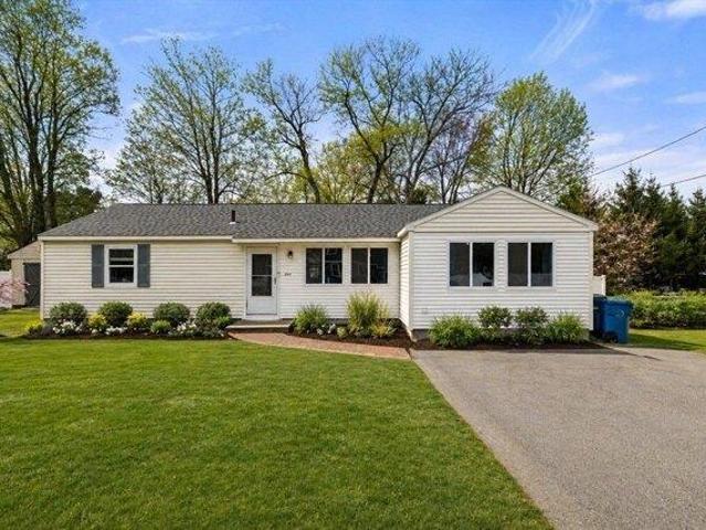 3 bedroom, Tewksbury MA 01876 103444444