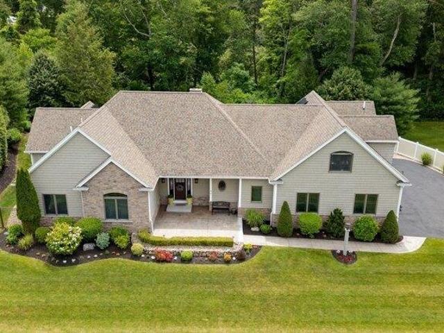3 bedroom, Tewksbury MA 01876 104409332