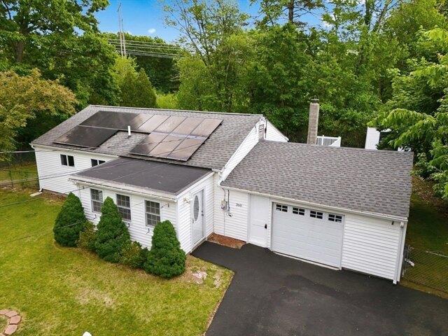 3 bedroom, Tewksbury MA 01876 104851739