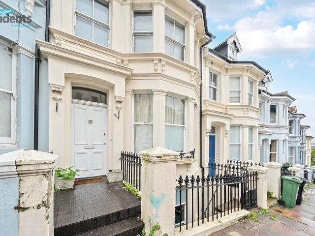 3 bedroom terraced apartment to rent