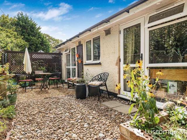 3 Bedroom Terraced Bungalow
