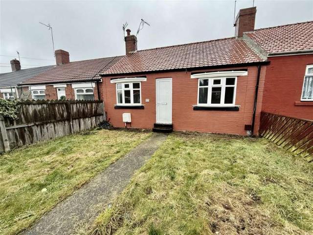 3 Bedroom Terraced Bungalow