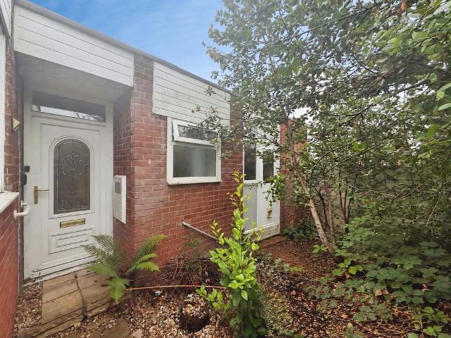 3 bedroom terraced bungalow for sale