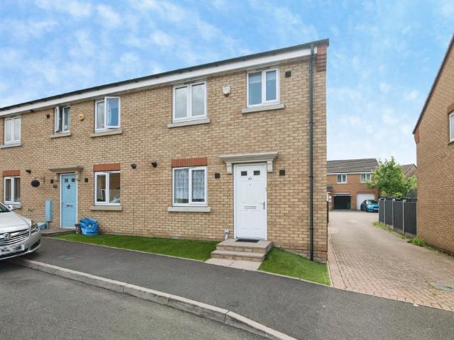3 bedroom terraced bungalow for sale