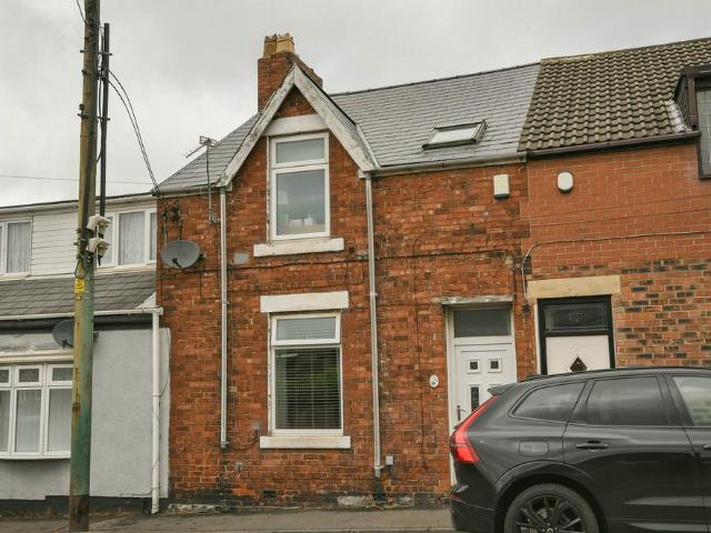 3 bedroom terraced bungalow for sale