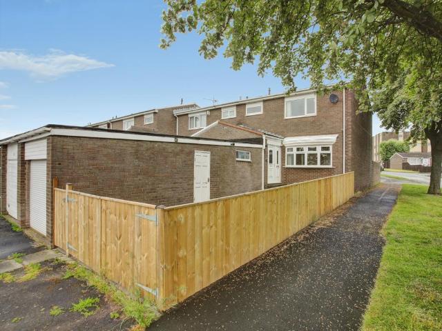 3 bedroom terraced bungalow for sale