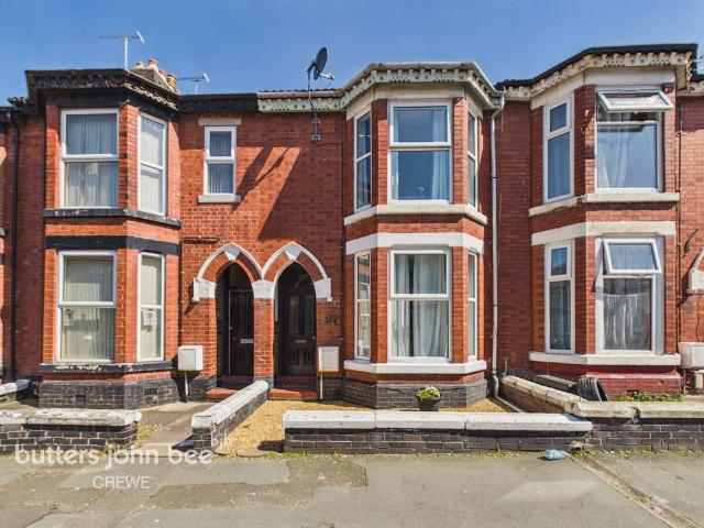 3 bedroom terraced bungalow for sale