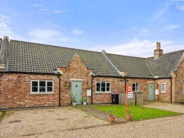 3 Bedroom Terraced Bungalow For Sale In Hundleby