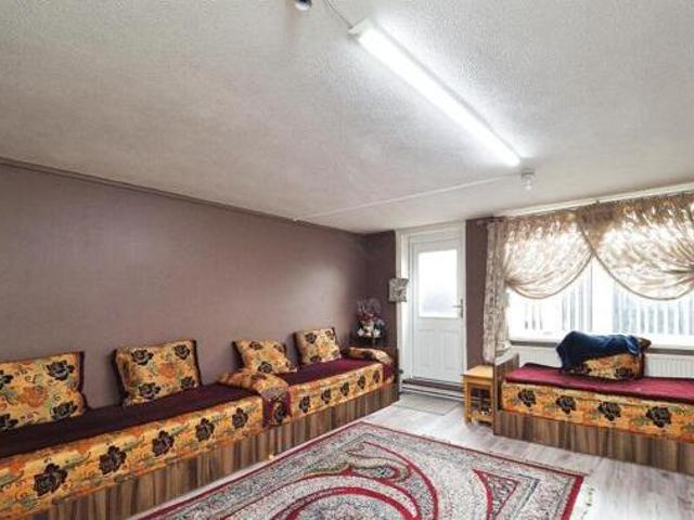 3 Bedroom Terraced Bungalow For Sale In Leicester