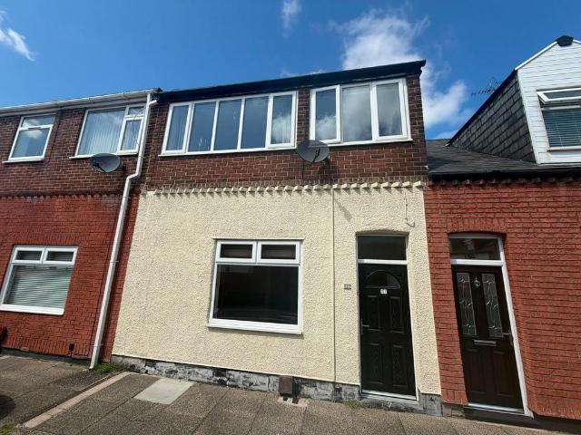 3 bedroom terraced bungalow to rent