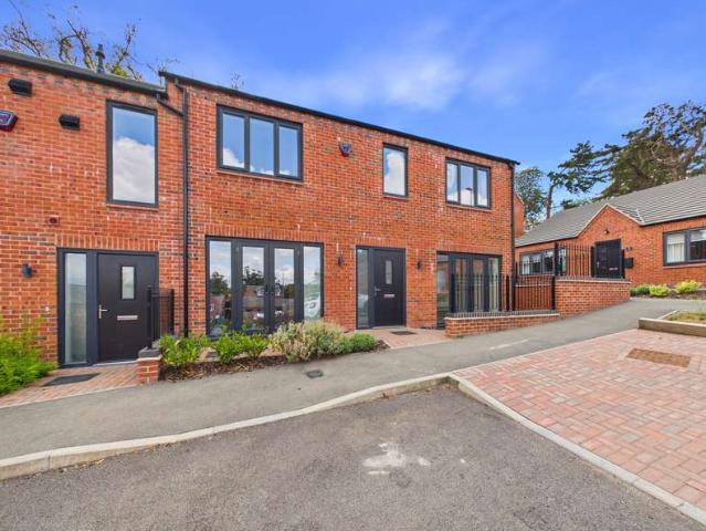 3 Bedroom Terraced House