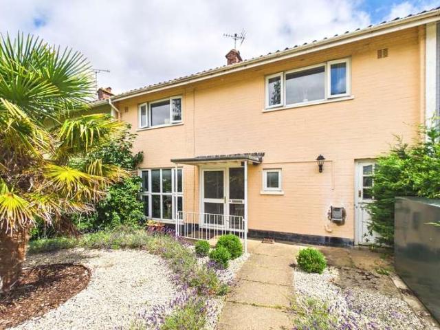 3 Bedroom Terraced House