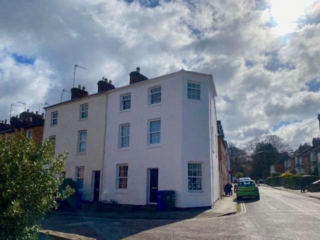 3 Bedroom Terraced House