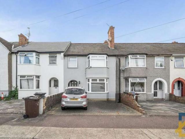 3 Bedroom Terraced House