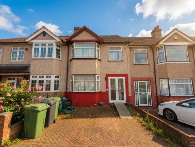 3 Bedroom Terraced House