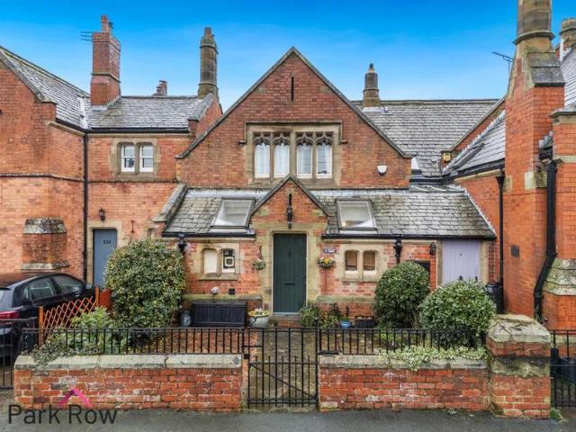 3 Bedroom Terraced House