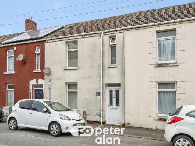 3 Bedroom Terraced House